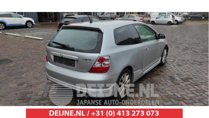 Honda Civic 1.4 16V Épave (2004, Gris argenté)