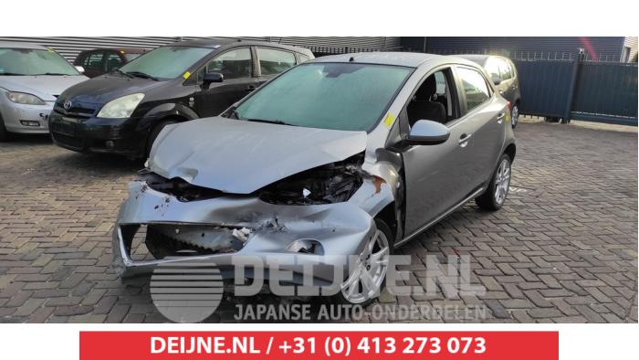Mazda 2 1.3 16V S-VT Salvage vehicle (2010, Gray)