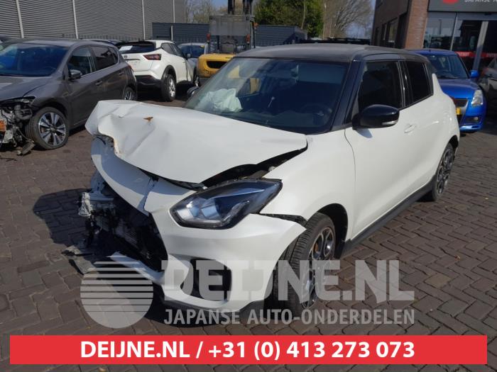 Suzuki Swift 1.4 Booster Jet Sport Turbo 16V SHVS Vehículo de desguace ...
