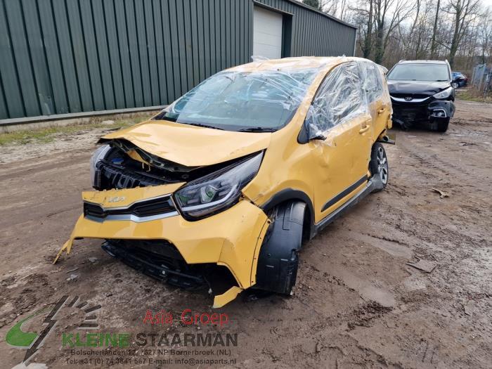 Kia Picanto 1.0 12V Salvage vehicle (2022, Yellow)