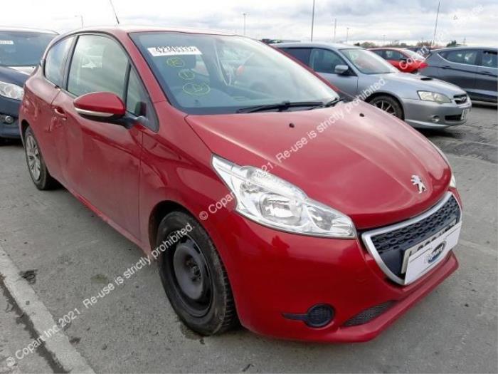 Peugeot 208 I 1.0 Vti 12V PureTech Salvage vehicle (2013, Red)