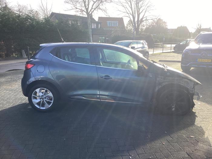 Renault Clio IV 0.9 Energy TCE 90 12V Épave (2018, Gris)