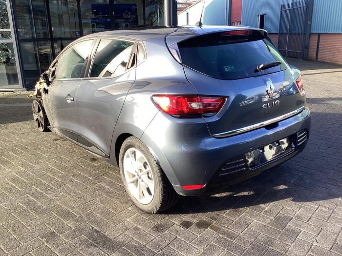 Renault Clio IV 0.9 Energy TCE 90 12V Épave (2018, Gris)