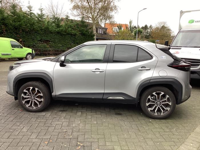 Toyota Yaris Cross Salvage vehicle (2022, Gray) Gebr Opdam B.V.