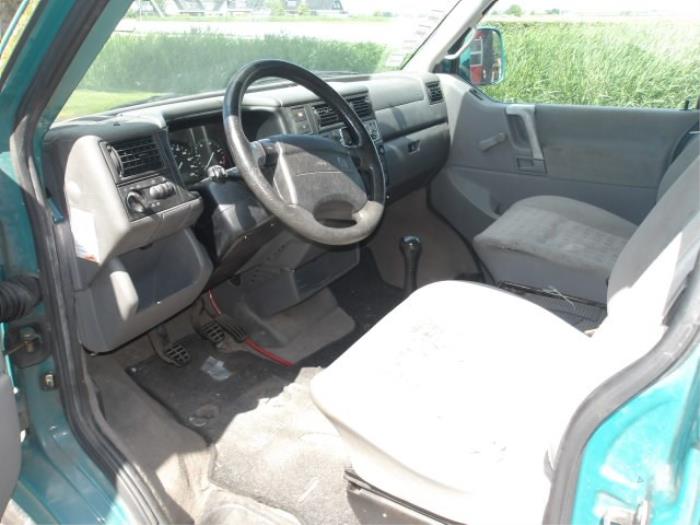 Volkswagen Transporter/Multivan T4 2.5 TDI Salvage vehicle (1998, Green)