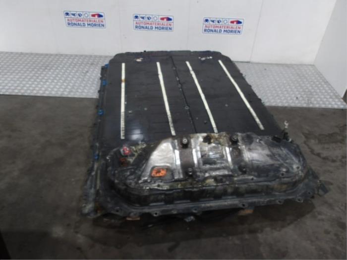 Tesla Model 3 Standard Range Plus Salvage vehicle (2021, White)