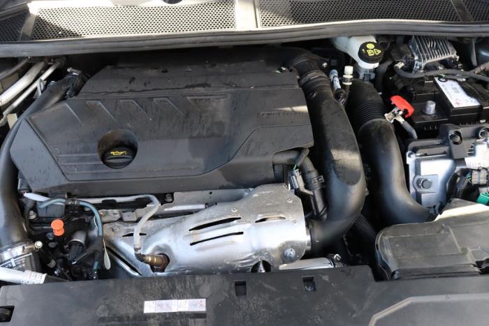 Citroen C5 X 1.6 Hybrid 225 Samochód złomowany (2023, Szary)