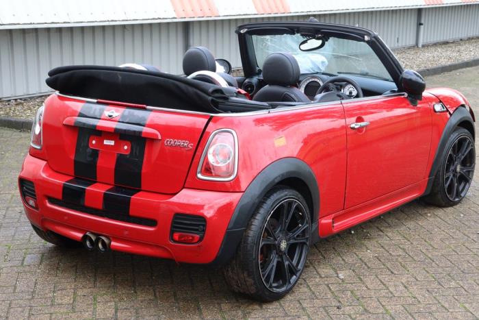 Mini Mini Open 1.6 16V Cooper S Salvage vehicle (2013, Red)