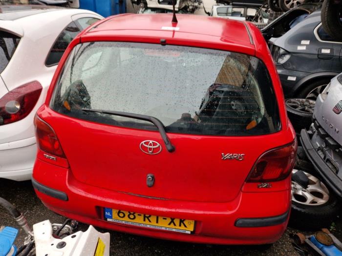 Toyota Yaris 1.4 D-4D Salvage vehicle (2005, Red) Binckhorst BV