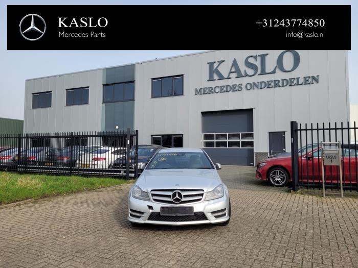 Mercedes C 2.2 C-220 CDI 16V BlueEfficiency Schrottauto (2012, Metallic ...