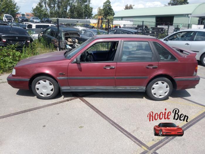 Volvo 440 1.8 i DL/GLE Voiture accidentée (1994, Rouge)