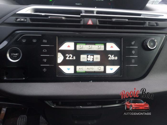 Citroen C4 Grand Picasso 1.6 BlueHDI 120 Damaged vehicle (2015, Gray)