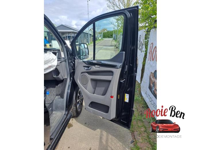 Ford Transit Custom 2.0 TDCi 16V Eco Blue 170 Salvage vehicle (2018, Black)