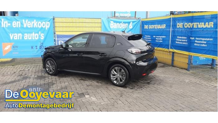Peugeot 208 II e-208 50 kWh Épave (2021, Noir)
