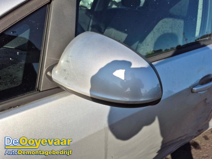 Opel Astra J Sports Tourer 1 7 Cdti 16v Salvage Vehicle 2013 Gray
