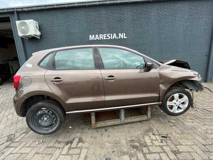 Volkswagen Polo Salvage vehicle (2013, Metallic, Brown)