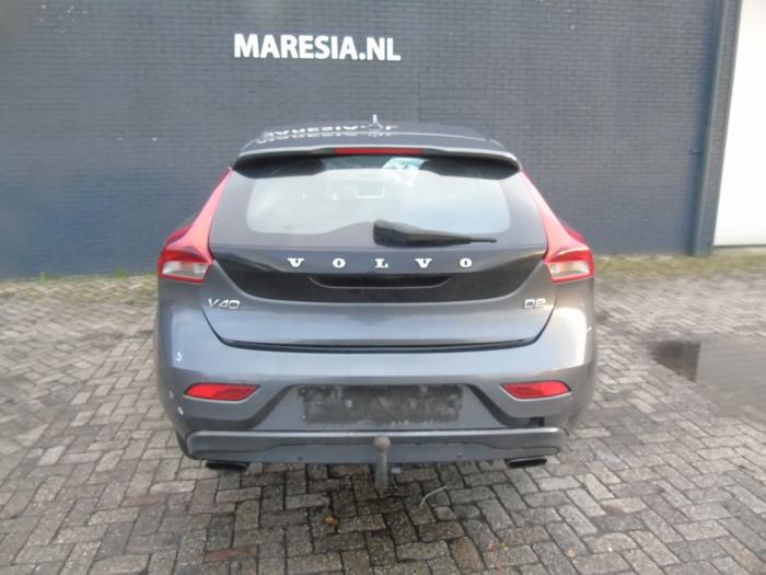 Volvo V40 1.6 D2 Salvage vehicle (2014, Gray)