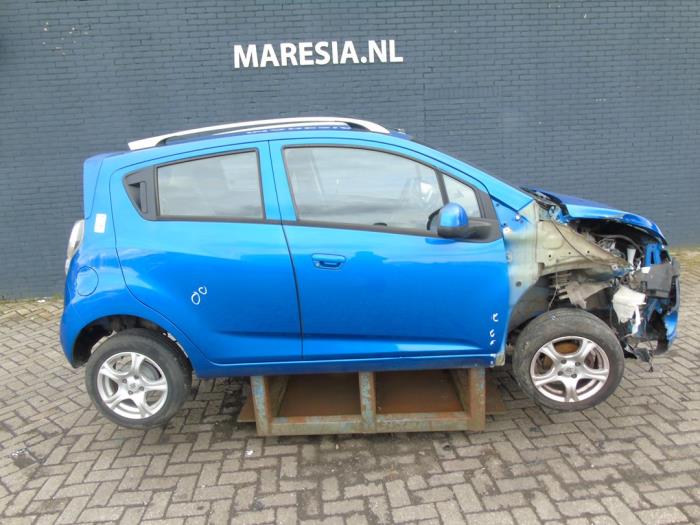 Chevrolet Spark 1.0 16V Salvage vehicle (2010, Blue)