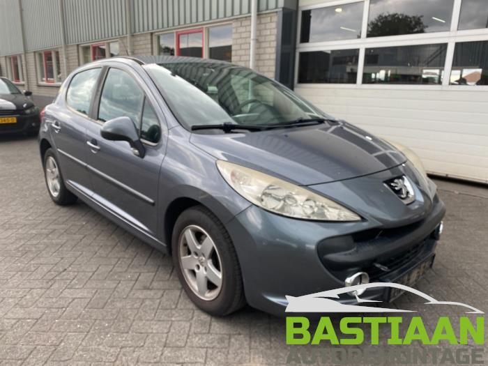Peugeot 207/207+ 1.4 16V VTi Épave (2008, Gris)