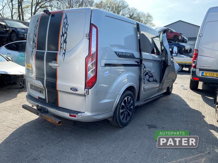 Ford Transit Custom 2.0 TDCi 16V Eco Blue 170 Vehículo de desguace ...