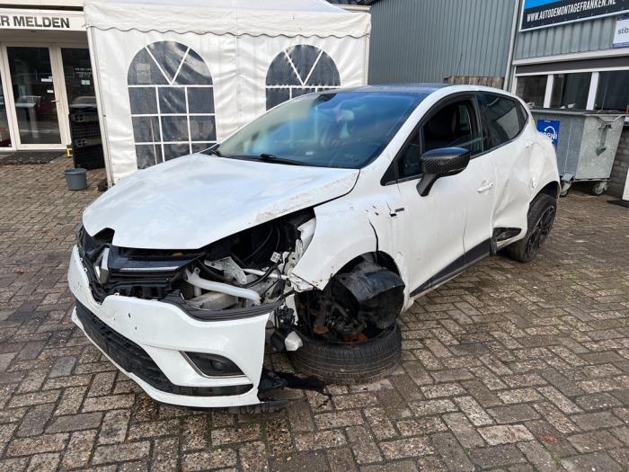 Renault Clio IV 1.2 TCE 16V GT EDC Salvage vehicle (2017, White)