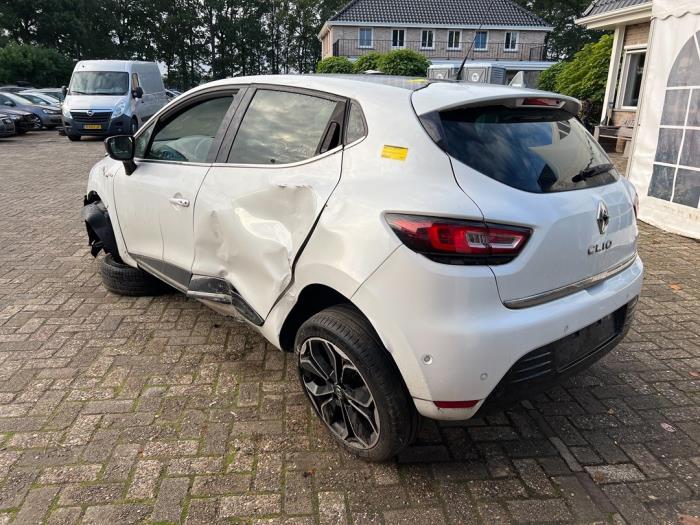 Renault Clio IV 1.2 TCE 16V GT EDC Salvage vehicle (2017, White)