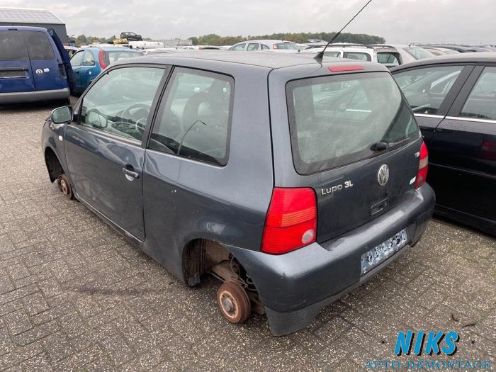 Volkswagen Lupo 1.2 TDI 3L Épave (2002, Bleu) Niks autodemontage
