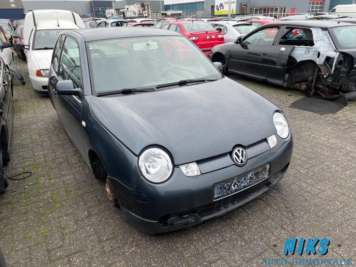 Volkswagen Lupo 1.2 TDI 3L Épave (2002, Bleu) Niks autodemontage