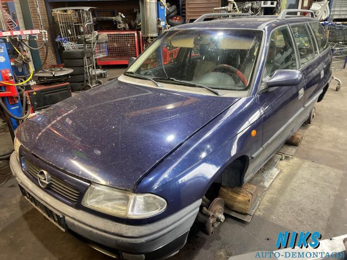Opel Astra F Caravan 1.6i Salvage vehicle (1998, Blue)