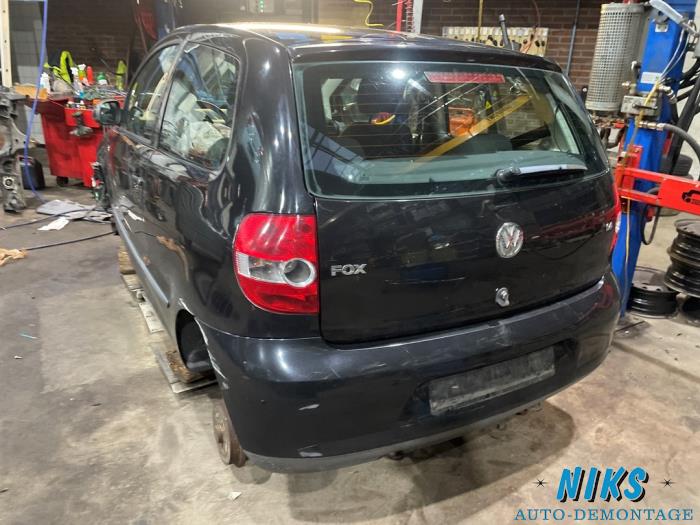 Volkswagen Fox 1.4 16V Salvage vehicle (2006, Black)