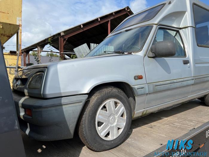 Renault Express/Rapid/Extra 1.4i Salvage vehicle (1998, Gray)