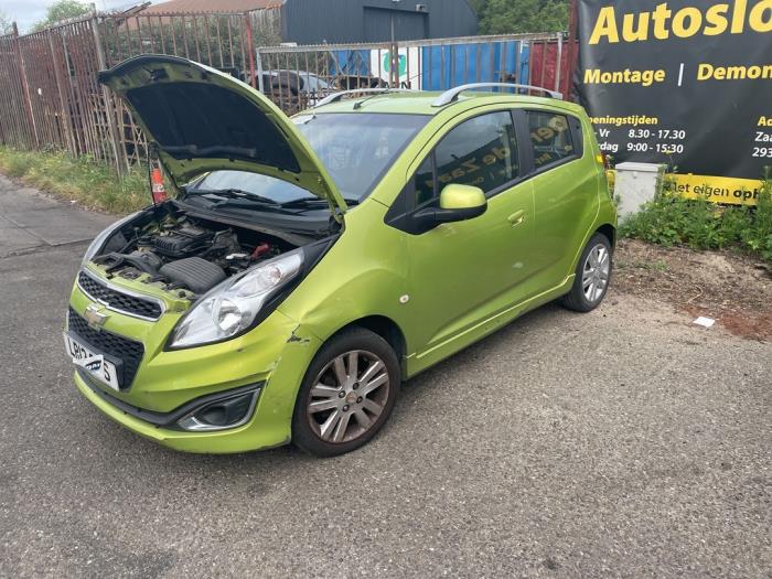 Chevrolet Spark 1.2 16V Salvage vehicle (2013, Green)