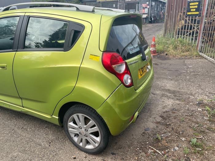 Chevrolet Spark 1.2 16V Salvage vehicle (2013, Green)