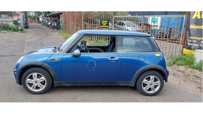 Mini Mini One/Cooper 1.6 16V Cooper Salvage vehicle (2005, Blue)