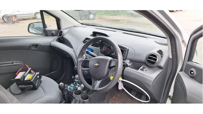 Chevrolet Spark 1.0 16V Bifuel Salvage vehicle (2012, Silver)