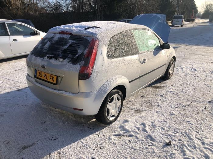 Ford Fiesta 5 1.3 Salvage vehicle (2005, Gray)