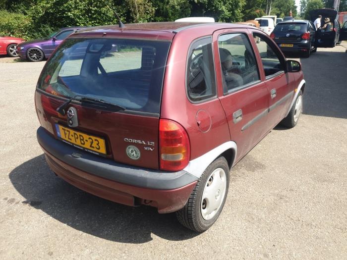 Opel Corsa B 1.2i 16V Salvage vehicle (1998, Red)