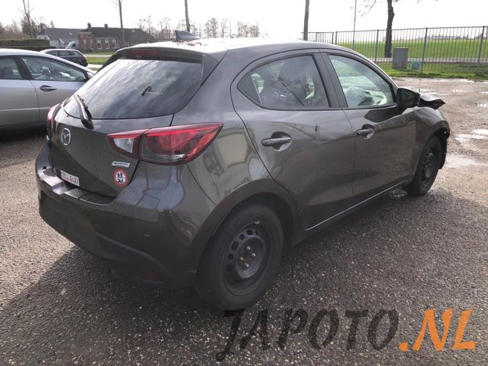 Mazda 2 1.5 SkyActiv-G 90 Salvage vehicle (2017, Gray)
