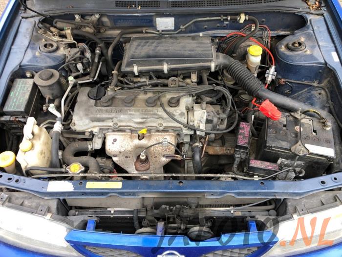 Nissan Almera 1.4 LX,GX,S 16V Salvage vehicle (1999, Blue)