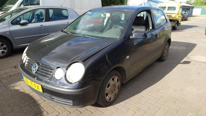 Volkswagen Polo IV 1.4 16V Salvage vehicle (2002, Black)