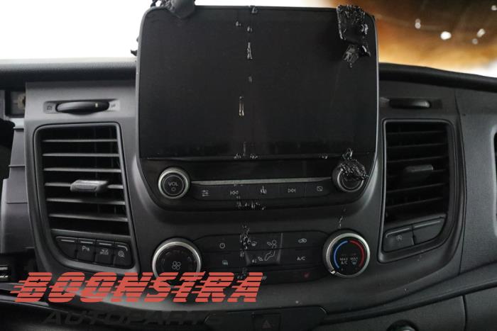 Ford Transit Custom 2.0 TDCi 16V Eco Blue 130 Vehículo de desguace ...