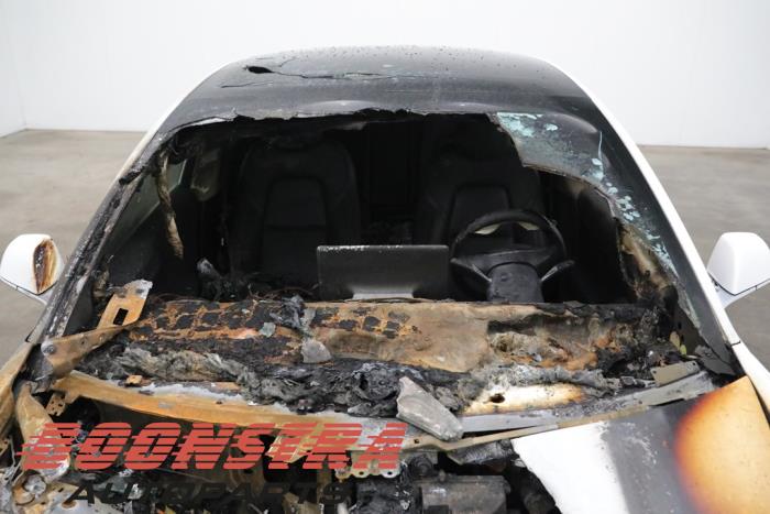 Tesla Model 3 Performance AWD Salvage vehicle (2020, White)