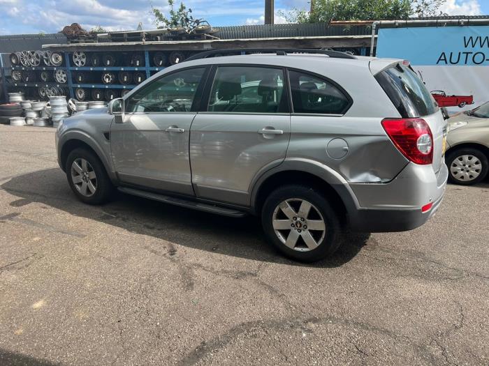 Chevrolet Captiva 2.4 16V 4x4 Épave (2007, Gris)