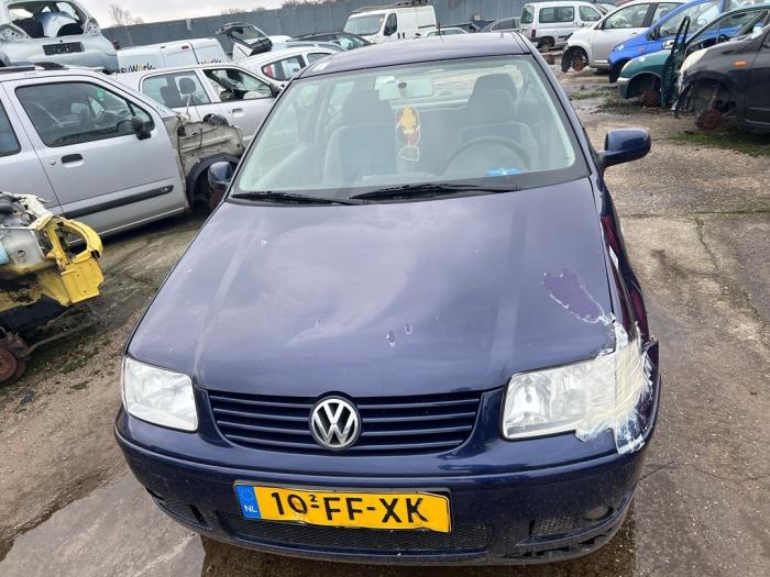 Volkswagen Polo III 1.4 16V 75 Salvage vehicle (2000, Blue)