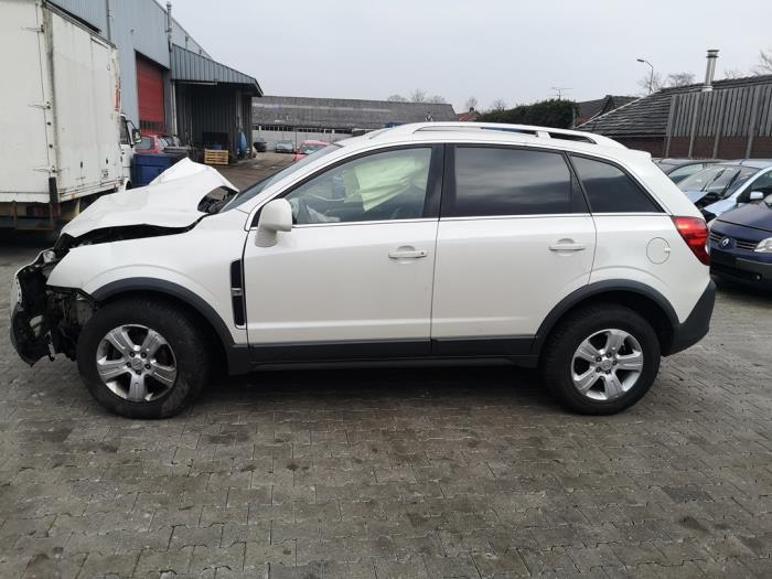 Opel Antara 2.0 CDTI 16V 4x4 Épave (2009, Blanc)