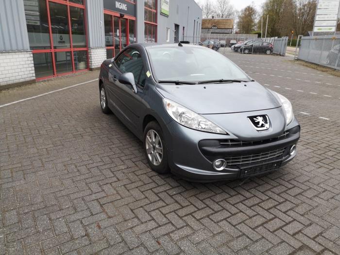Peugeot 207 CC 1.6 16V Vehículo de desguace (2008, Gris)