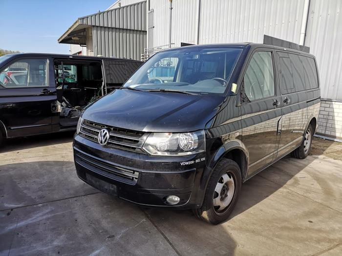 Volkswagen Multivan T5 2.0 BiTDI DRF Salvage vehicle (2014, Black)