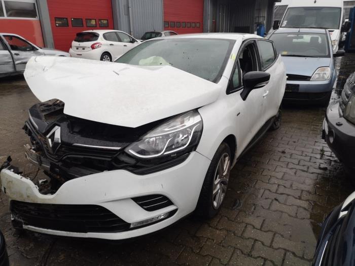 Renault Clio IV 1.2 16V Salvage vehicle (2017, White)