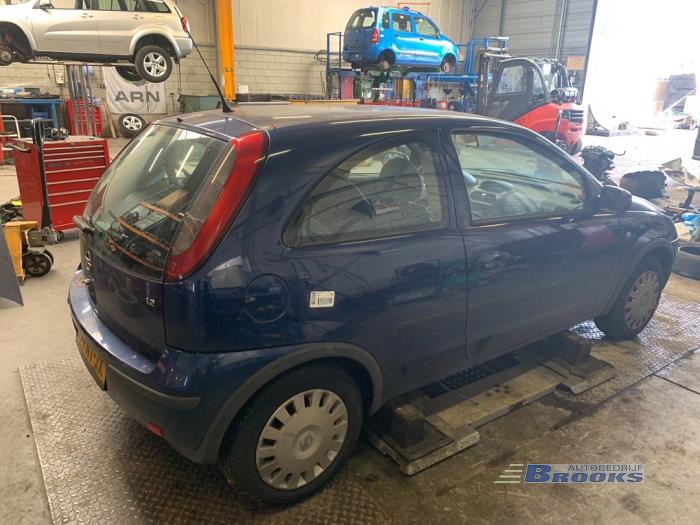 Opel Corsa C 1.2 16V Salvage vehicle (2004, Blue)