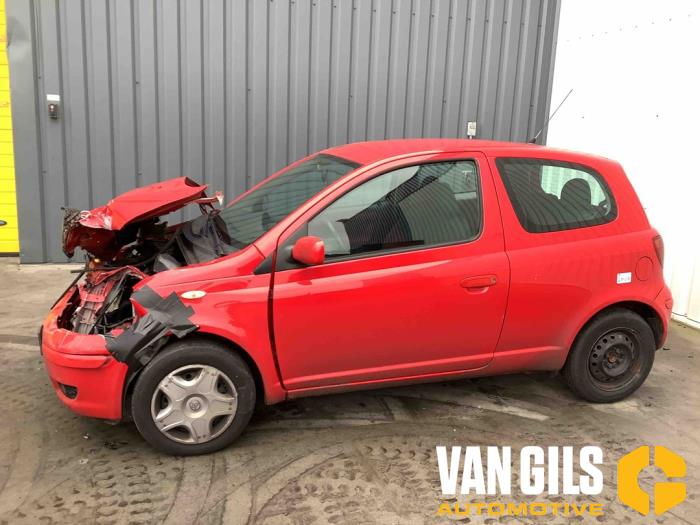 Toyota Yaris 1.3 16V VVT-i Salvage vehicle (2005, Red)